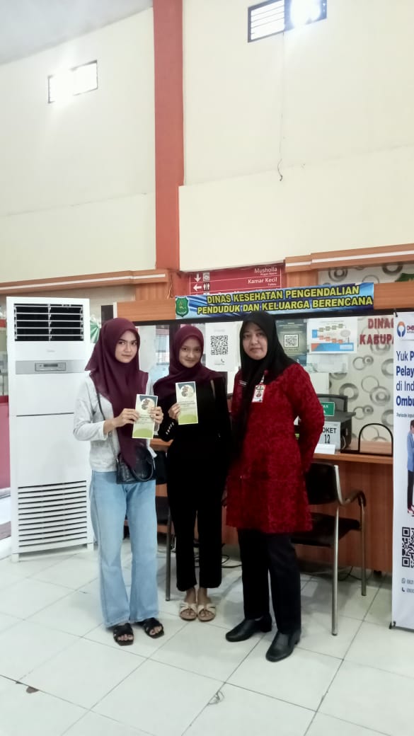Pemberian sosialisasi tentang pengurusan sertifikat laik hygiene ...